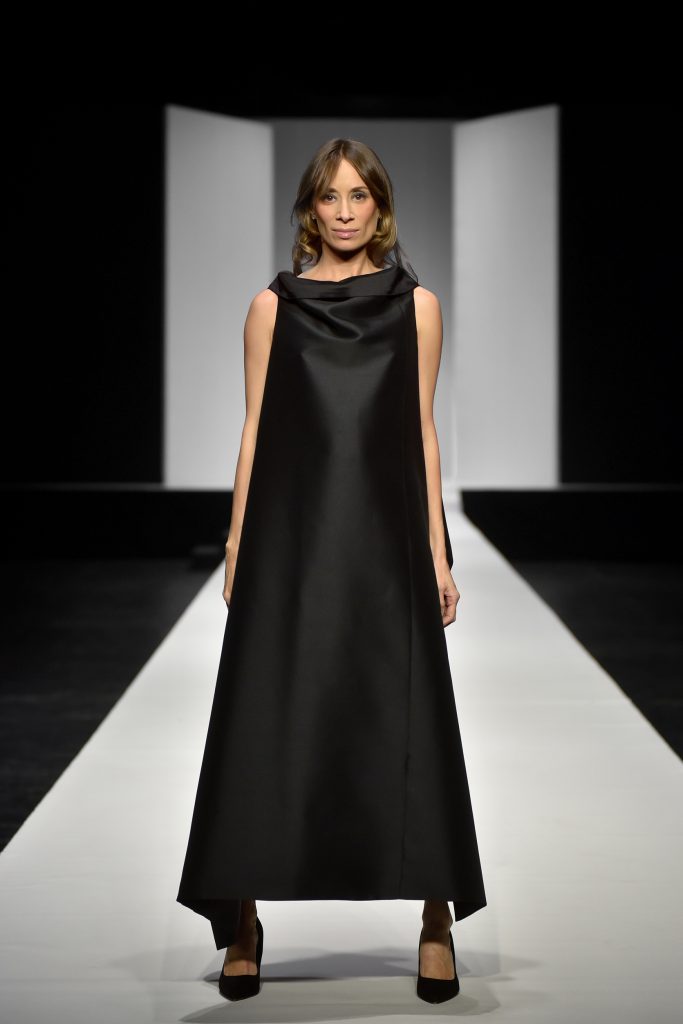 Vest cape SIM-13-17B - draganaognjenovic.com